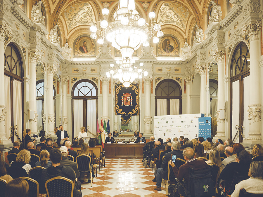 AECC, Alfredo de Pablos, Sabor a Málaga e IBIMA reciben los premios UPROSAMA 2023 | COOOA Optometría